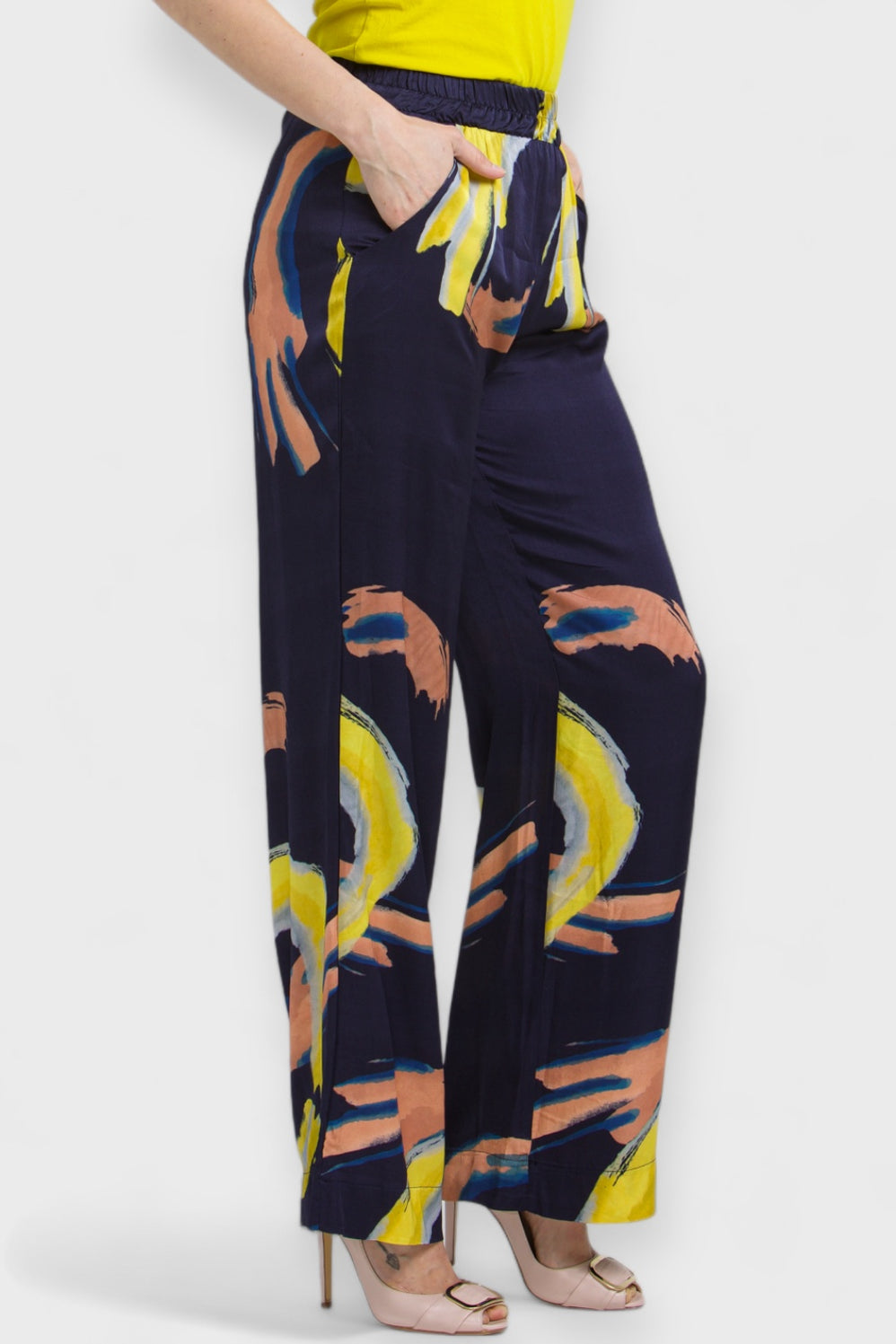 Italian Women's Fashion Pants & Jumpsuits Collection| Shops From Italy